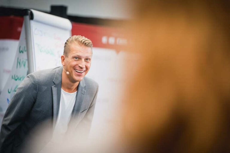 Tobias Beck - Bestseller Autor & Internationaler Speaker