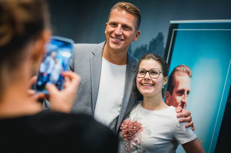 Tobias Beck - Bestseller Autor & Internationaler Speaker